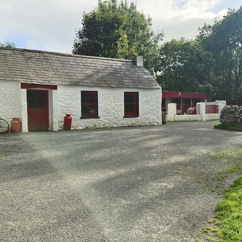 Step Into History: 1850s Irish Cottage | Glendeer